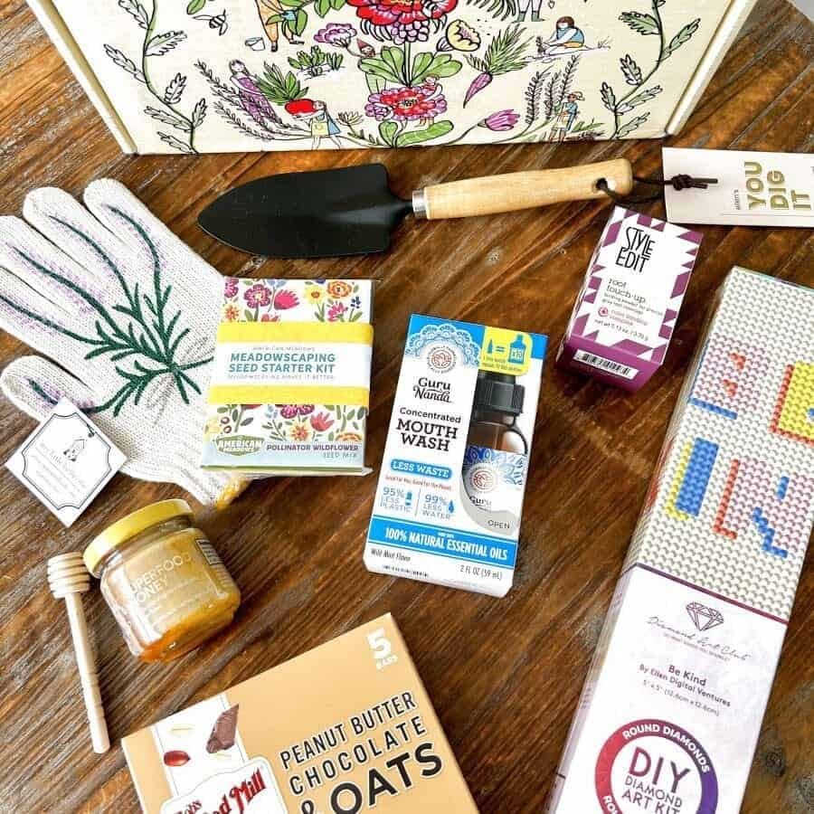 BE KIND by Ellen Fall 2022 Subscription Box Review - Subboxy